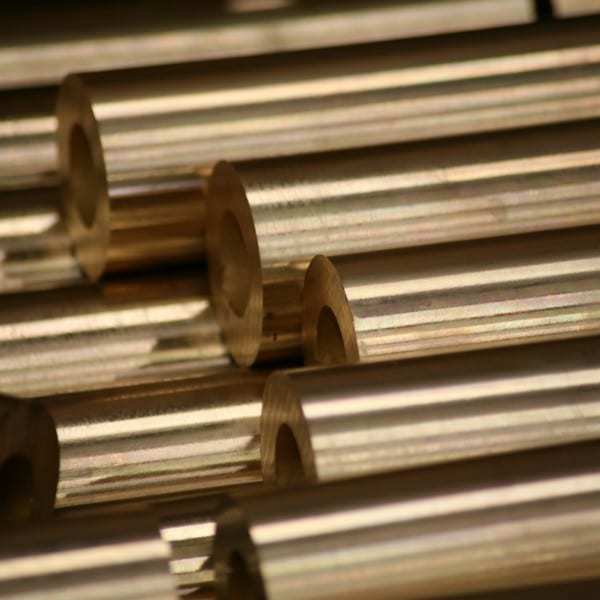 Stort lager av Bronsämnen, brons- & kopparlegeringar | Lagermetall.se